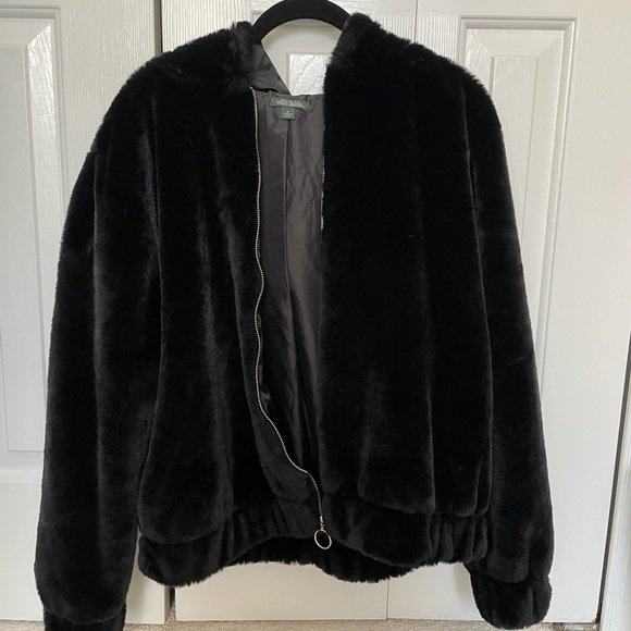 wild fable | Jackets & Coats | Wild Fable Faux Fur Zip Up Size M | Poshmark